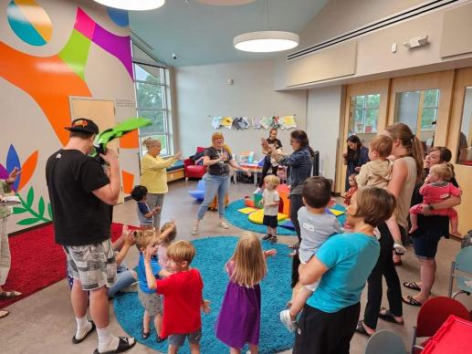 Eloise May Library - Arapahoe Libraries | Family Place Libraries